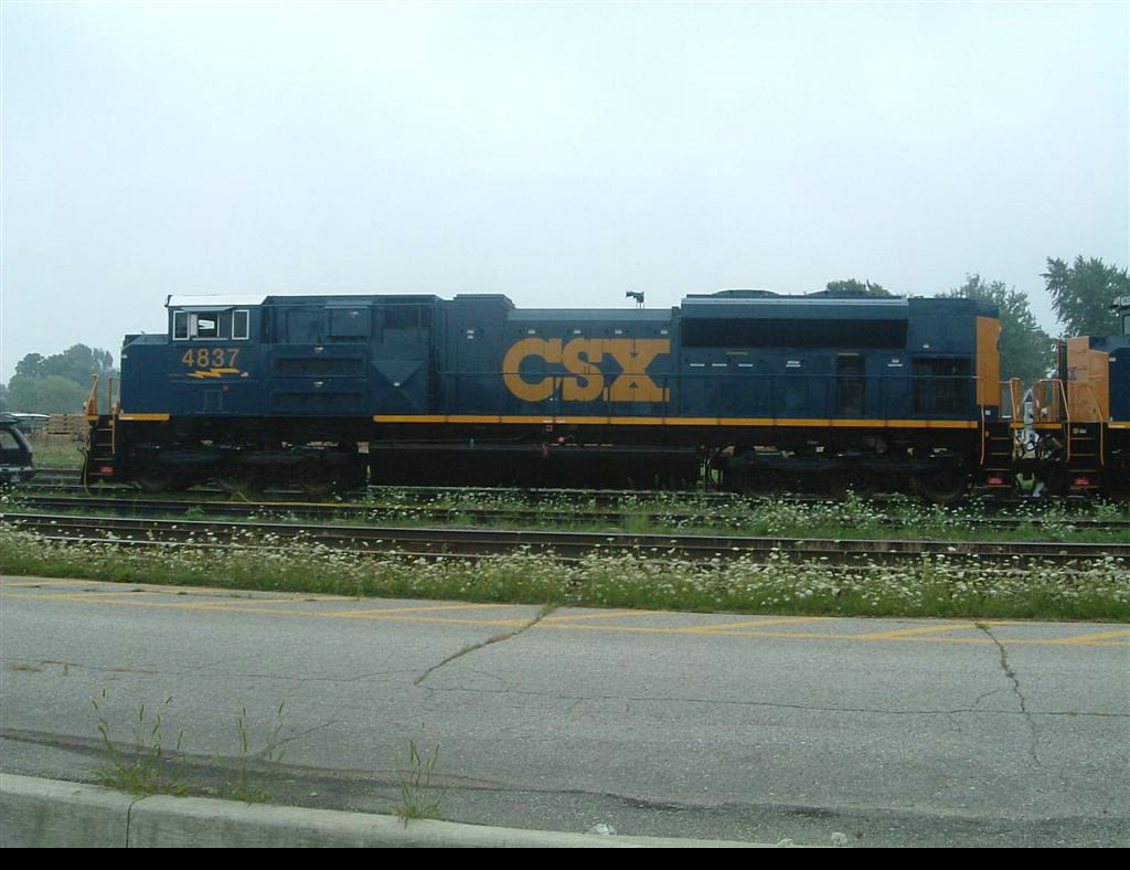 CSX 4837 Brand new, on shakedown